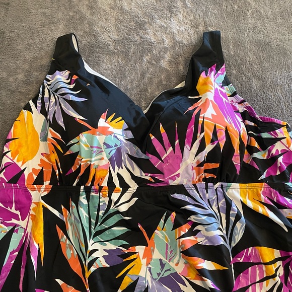 Avenue | Swim | Avenue Plus Sized Womens One Piece Swim Suit | Poshmark